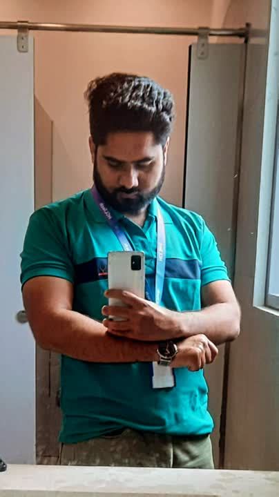 Video Divyanshu Gupta On Linkedin Flexising Triceps And Biceps In Corporates