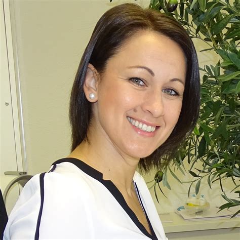Daniela Samoila Office Manager Pflegehilfe Schweiz Xing