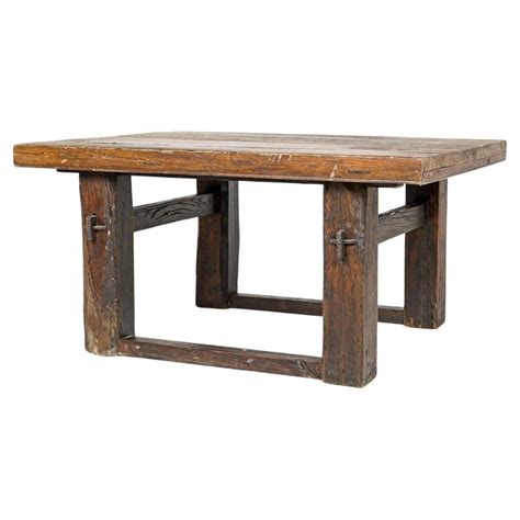 Classic Rustic Rectangular Coffee Table For Sale At 1stdibs