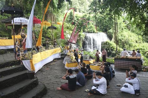 OBJEK WISATA RELIGI DI BALI | ANTARA Foto