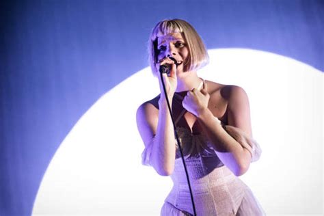 The 30 Best Female Vocalists Of All Time