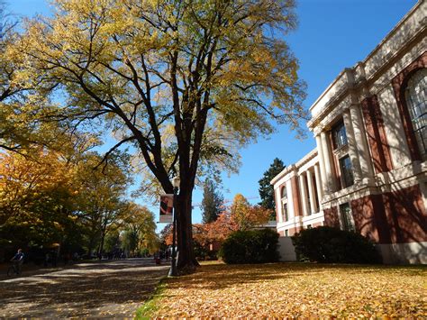 Fall At Oregon State University Campus Landscape Oregon State