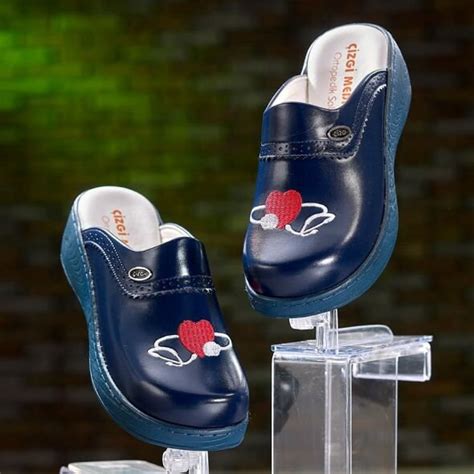 Nurse Clogs Nursing Clogs Medical Clogs Comfortable Clogs Slip Resistant Clogs Durable