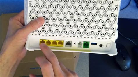 A Look At Hyperoptic Tilgin Hg2381 Router Youtube