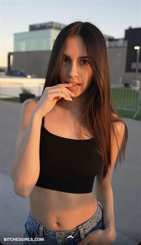 Caryn Marjorie Nude Caryn Leaked Nudes