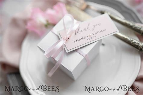 Monogramed Wedding Favor Boxes 10 X Botanical Wreath Wedding Favour