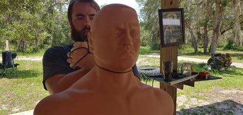 Using The Garrote The Usmc Way Gat Daily Guns Ammo Tactical