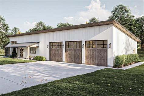Luxurious 3 Bedroom 1 Story Barndominium House With Grand 3 Car Garage