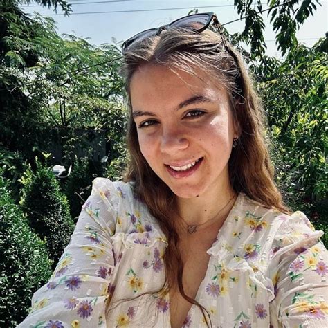Gabriela (@gabriela.gliga) • Threads, Say more