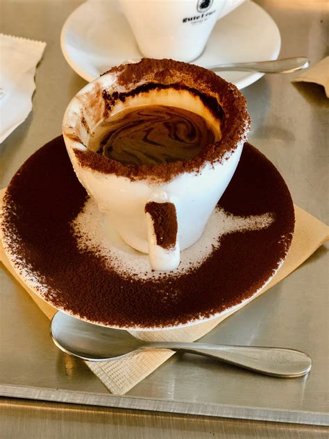 라하 On Twitter 태어나서 앉은 자리에서 이렇게 커피 많이 마신 날이 없었네ㅋㅋ 궁금했던 에스프레소 바에 갔고 코스로