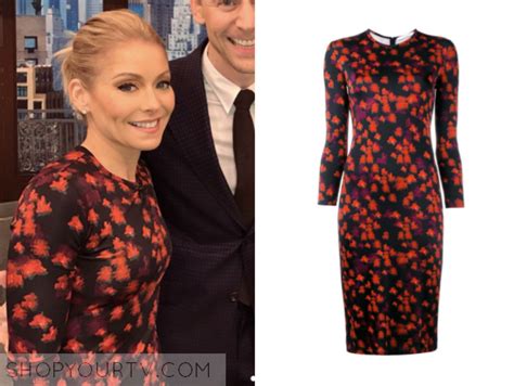 Live With Kelly March 2017 Kelly Ripas Black And Red Floral Printed