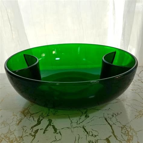 Green Glass Serving Bowl At Alden Johnson Blog