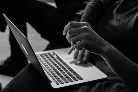 Apple Segmentation Targeting And Positioning Edrawmind