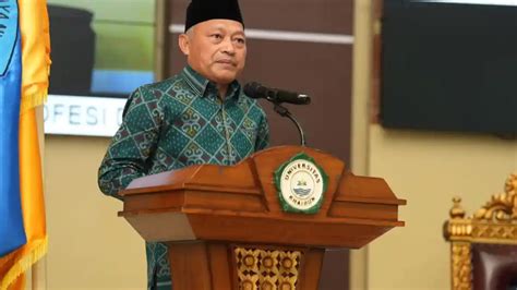 Ini Pesan Wagub Maluku Utara Sarbin Sehe Untuk Dokter Muda Unkhair Ternate