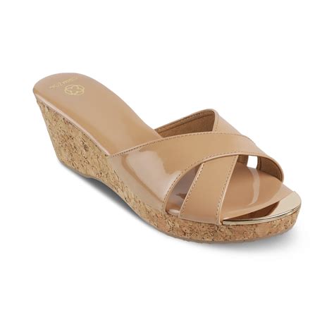 Crimzon Women Aiyana Nude Wedges 2 5 Inch Heel Faux Leather