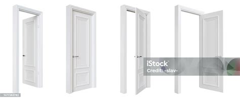 흰색 배경에 격리된 다양한 단계의 흰색 문 세트 3d 렌더링 클리핑 패스가 포함되어 있습니다 문에 대한 스톡 사진 및 기타