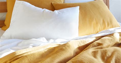 Bedding Fabric Guide Which Bedding Material Is Best For You