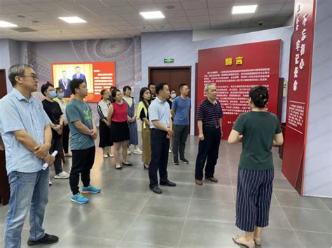娄建石教授为课程思政筑梦班学员作专题报告 马克思主义学院