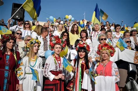 Vyshyvanka Day Flash Mob Take A Photo In Your Traditional Ukrainian
