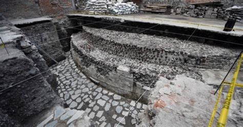 멕시코 수도 한복판서 아즈텍 신전·경기장 터 발굴