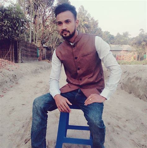 এস এ কসমেটিক্স এন্ড ফ্যাশন হাউজ