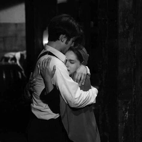 ធា ស្រីឡែន