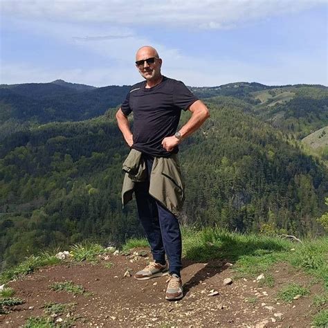 ГДБОП 👮‍♂️ГДБОП пресече дейността на канал за изпиране на пари част от световна мрежа 👤