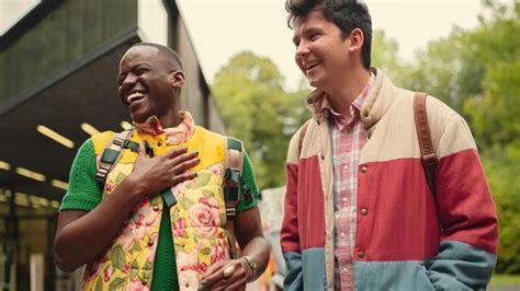 Les Fans Nont Pas Aimé La 4e Saison De Sex Education Le Sac De Chips