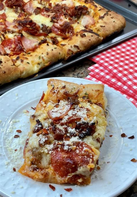 Stuffed Crust Meat Lovers Pizza Whats Mom Cookin