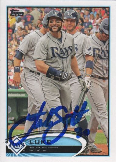 Daily Autograph Luke Scott