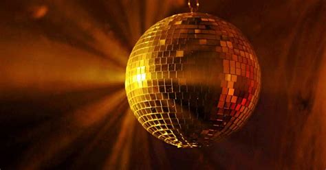 10 álbuns Essenciais Disco Music