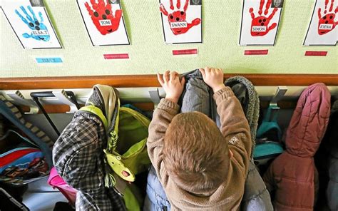 France Lassembl E Vote Largement Linterdiction De La Fess E Le T L Gramme