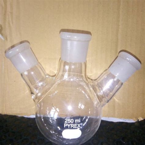 Boiling Flask 3 Neck 250 Ml Labu Leher 3 250 Ml PYREX Shopee Indonesia