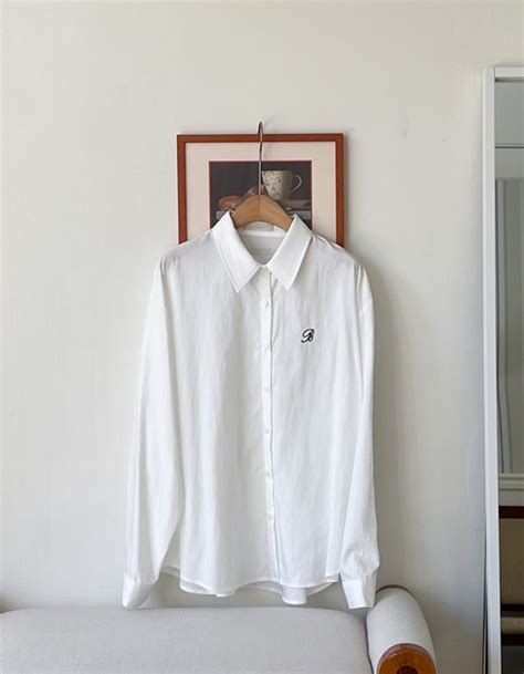 프롯 자수 셔츠 3color