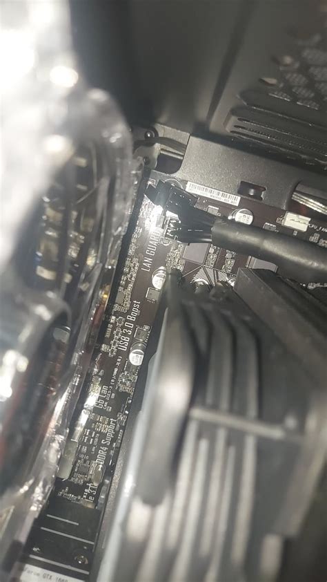 Installing I7 7700k To H110mk There Is No Eps12v Connection And I Only