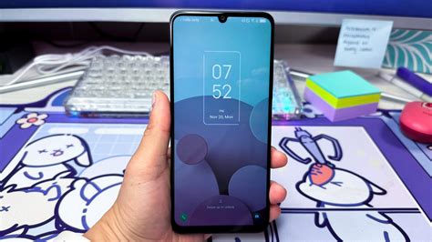 Hands On With The TCL 40 XL Sypnotix