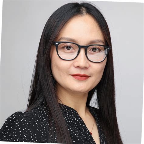 Lina Bian Linkedin