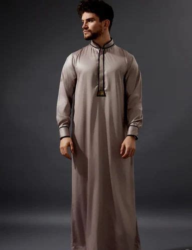 Silk L Brown Mens Pattern Thobe At ₹ 850 00 Piece In Surat Id 2850233040948