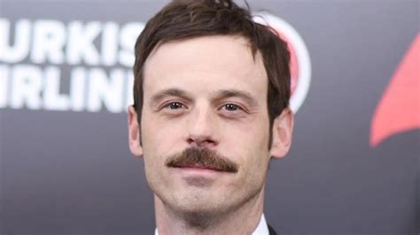 Scoot Mcnairy Ficha Por La Tercera Temporada De Fargo