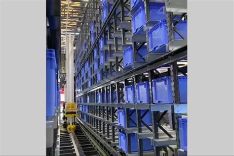 Long Span Warehouse Stacker Crane Logistic Inventory Storage Rack