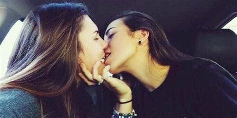 5 Crucial Tips For Your First Time Having Lesbian Sex Yourtango