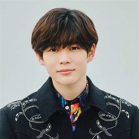 Two Idols Are Reportedly In Love Triangle With Famous Japanese Porn