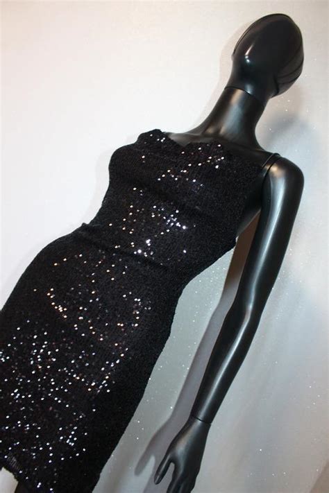 Святкова сукня — ціна 400 грн у каталозі Вечірні сукні Купити жіночі речі за доступною ціною на