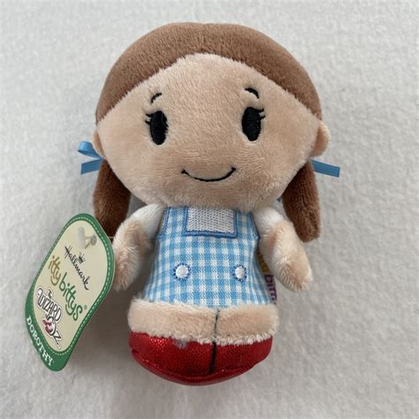 Hallmark Itty Bittys Wizard Of Oz Set Dorothy Scarecrow Tin Man And Cowardly Lion Ebay