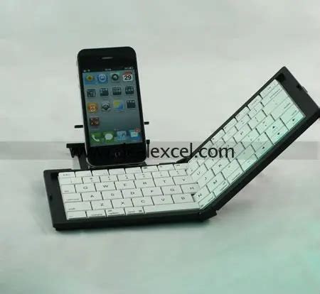 Portable Wireless Bluetooth Keyboard Anti Glare 2pc High Quality Screen Protector Bundle In
