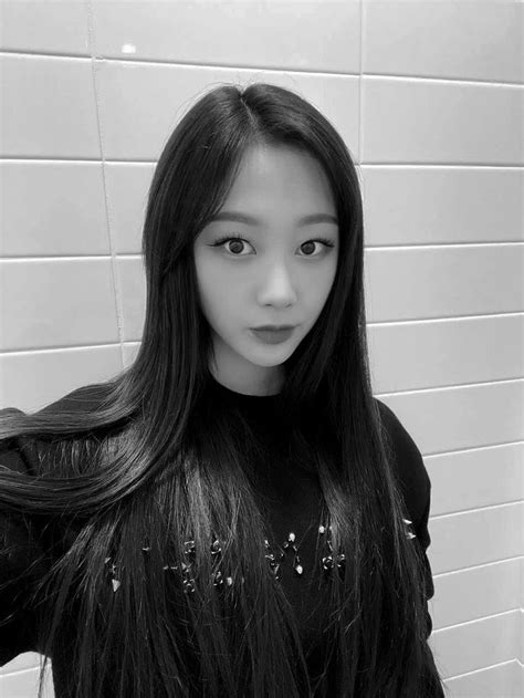 Long Hair Styles With Giselle Aespa