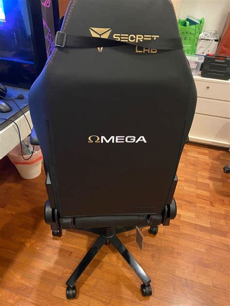 Secret Lab Omage Gaming Chair Furniture And Home Living Furniture Chairs On Carousell