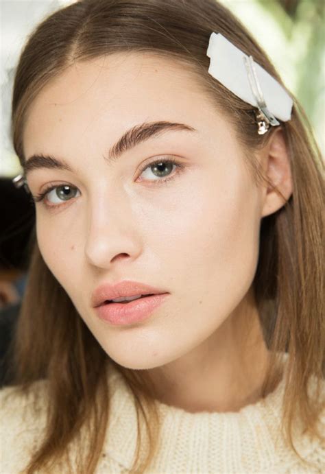 Как подобрать жидкий тональный крем Soft Natural Makeup Beauty 2017 Victoria Secret Fashion