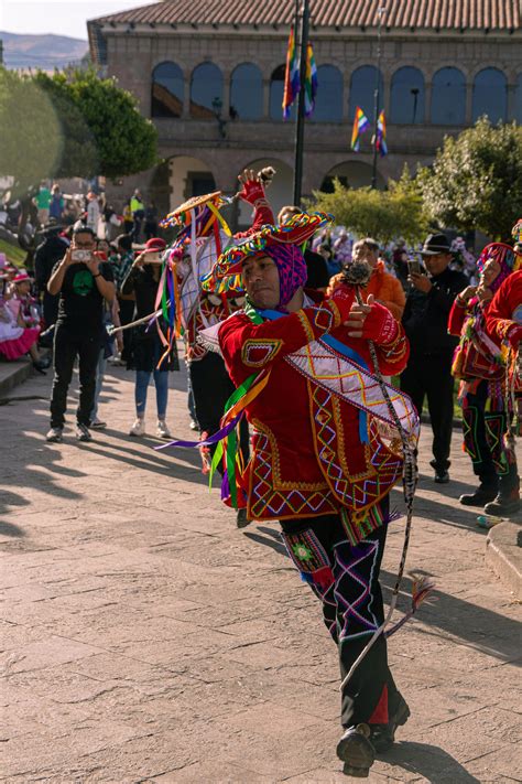 Andes 남미 원주민 남아메리카 농촌 문화 라틴 아메리카 문화 문화 다양성 문화 드레스 문화 유산 문화 축하 문화 행사 문화적 정체성 문화적 표현