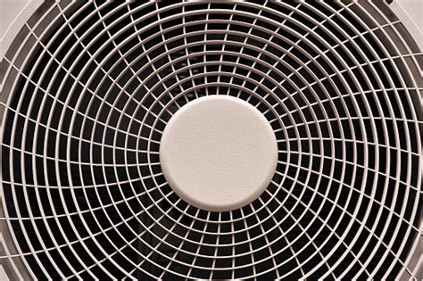 콘덴서의 팬은 냉각 하 고 가정에서 흐름 에어컨의 열 전달에 대 한 기계 장비 환기 디자인 0명에 대한 스톡 사진 및 기타 이미지 0명 건축 공기조화 Istock